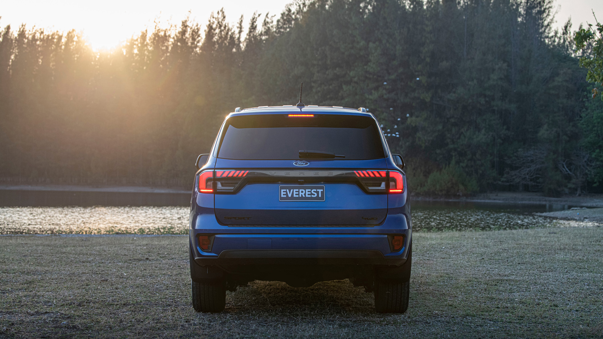 FORD EVEREST เจเนอเรชันใหม่ นวัตกรรมยานยนต์ที่อัดแน่นด้วยสมรรถนะและ ...