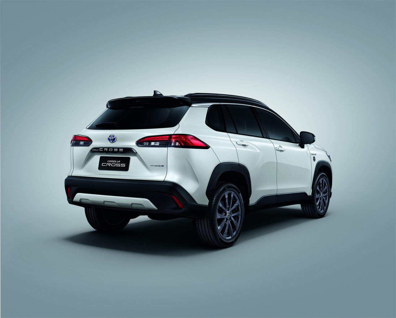 Toyota ฉลอง 60 ปี ส่ง Yaris Altis Cross Camry รุ่นพิเศษ 6,000 คัน ...