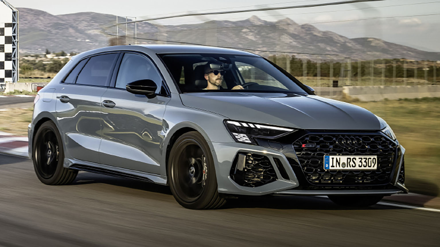 Audi เผยโฉม Audi RS3 Sportback ซูเปอร์คาร์ไซส์คอมแพค ตัวซิ่ง 400 แรงม้า ...