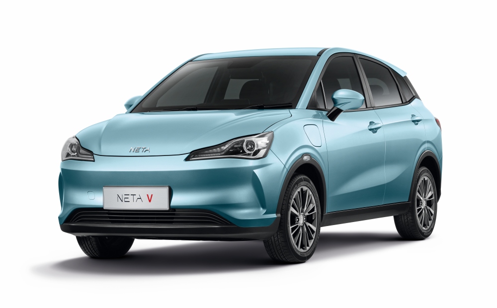 NETA V เปิดราคา 549,000 บาท รถไฟฟ้า 100% วิ่งไกล 384 กม. โฮซอนผนึกปตท. ดันออกรถ EV ปีละรุ่น ...