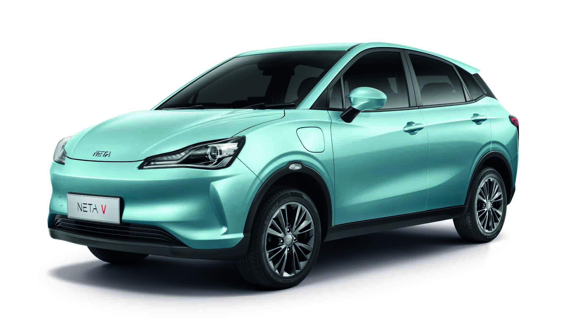 NETA V รถพลังงานไฟฟ้า 100% สไตล์ City Car ชาร์จแบตเตอรี่เต็มใน 30 นาที ราคา 549,000 บาท - carwizard