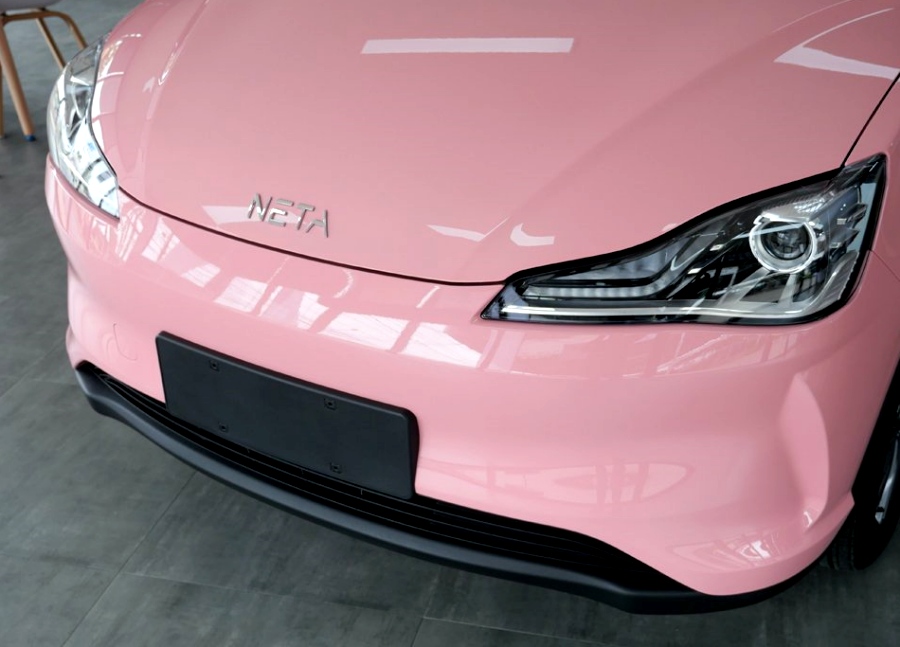 Neta V ถึงไทยแล้ว ขบวนยาวเหยียดที่ท่าเรือ พร้อมส่งมอบคันแรก ตั้งเป้าปี ...