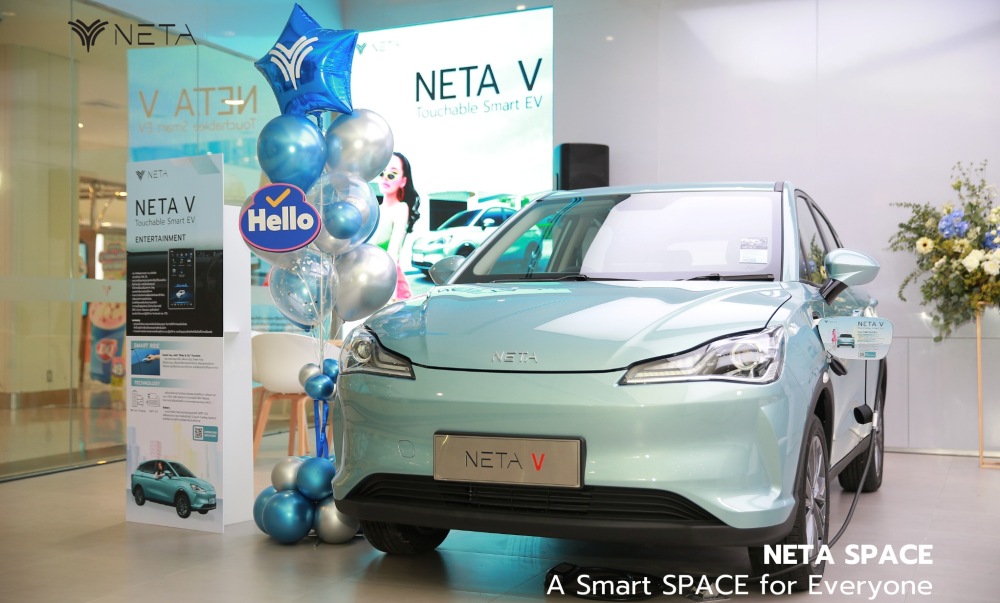 Neta V ถึงไทยแล้ว ขบวนยาวเหยียดที่ท่าเรือ พร้อมส่งมอบคันแรก ตั้งเป้าปีนี้ทะยอยส่งมอบครบ 3 พันคัน ...