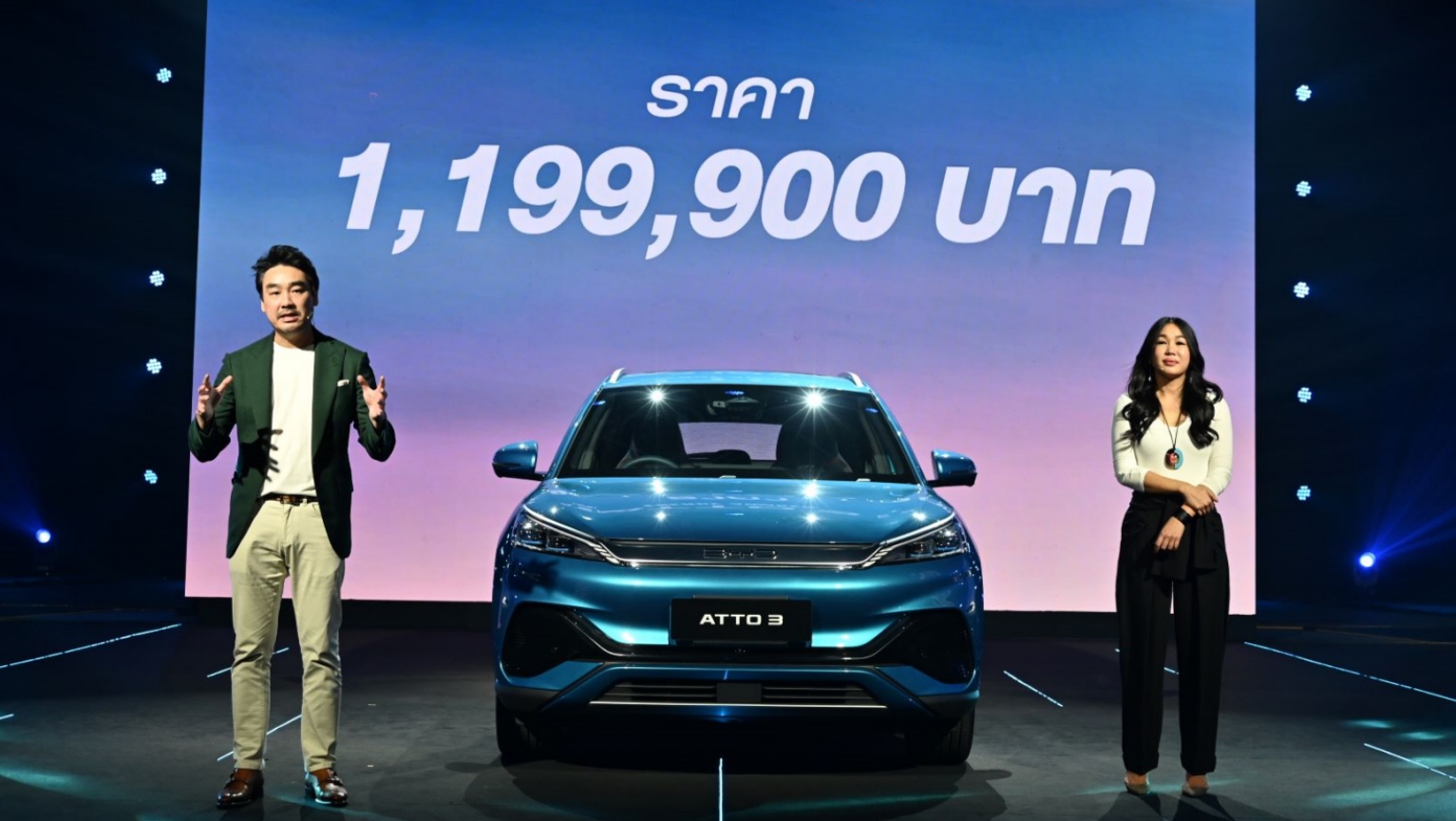 BYD เปิดตัวสวยเคาะราคา Atto 3 ไม่ถึง 1.2 ล้าน ส่งมอบปีนี้ 5 พันคัน อัดแคมเปญสุดขั้วมูลค่า 1.8 ...