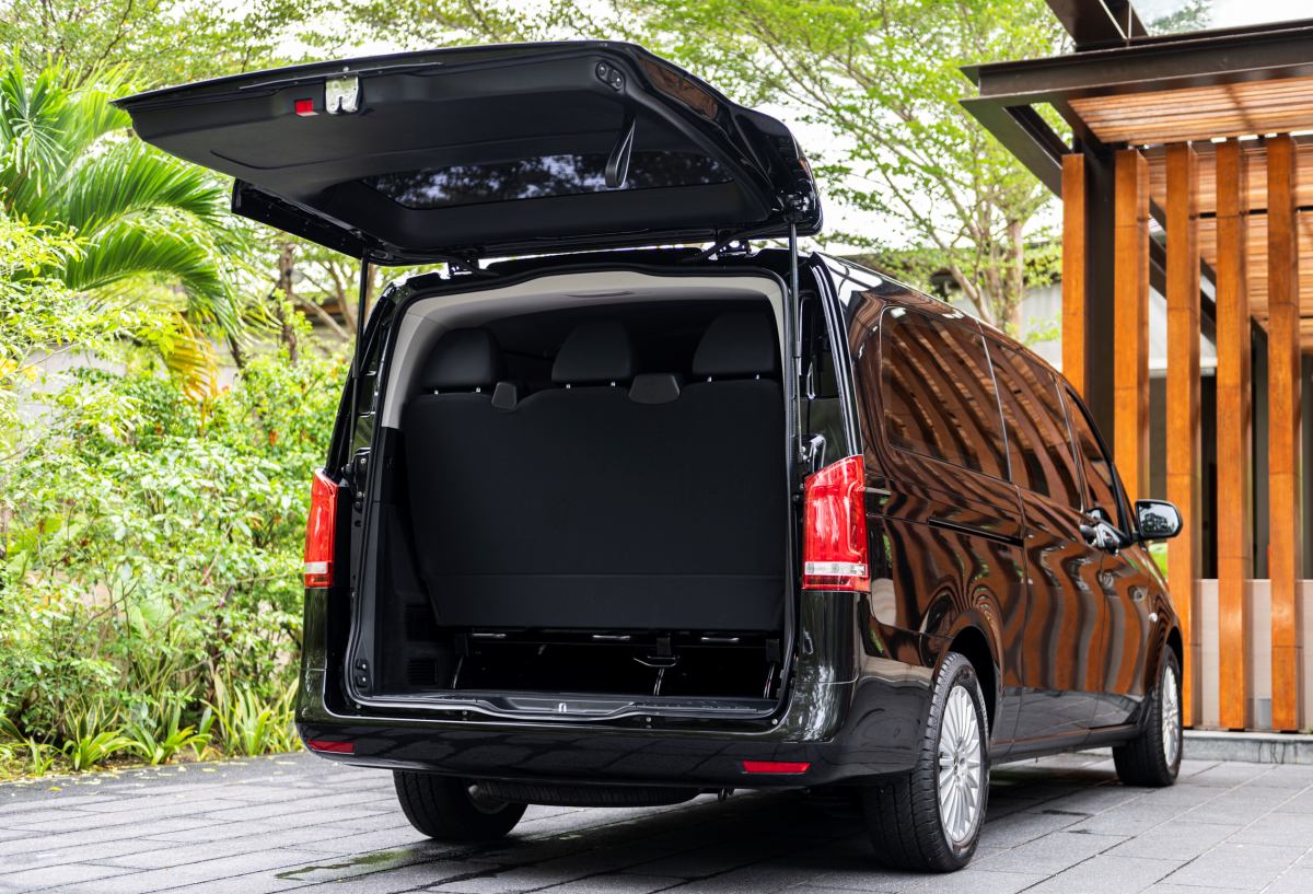 Mercedes-Benz เปิดตัว C-Class ใหม่เวอร์ชันปลั๊กอินไฮบริด 3.35 ล้าน ...