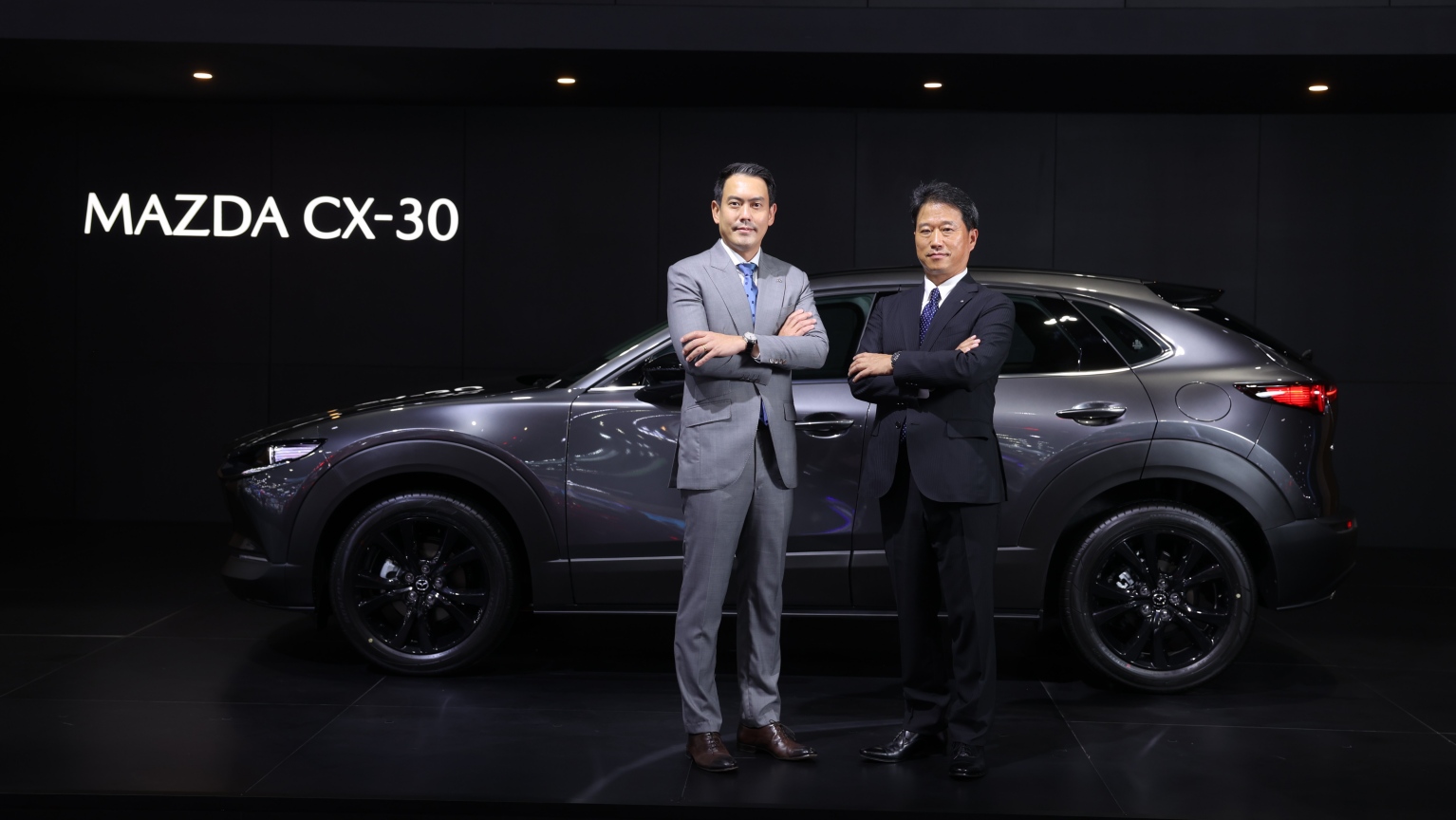 เผยโฉมครั้งแรก CX-30 Carbon Edition สีเทา แมชชีน เกรย์ รับประกัน 5 ปี ...
