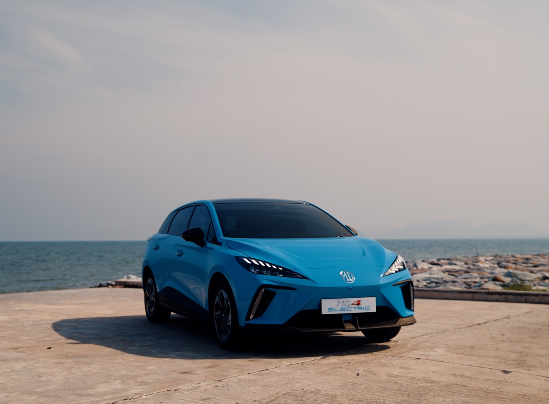 MG4 Electric รถยนต์ไฟฟ้า 100% ทำไมคันนี้ถึงน่าใช้ - carwizard