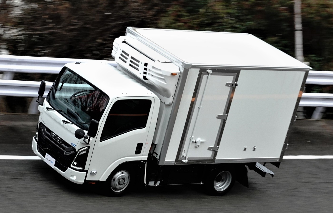 Isuzu เปิดตัวรถบรรทุกไฟฟ้า EV ครั้งแรกของโลกที่ญี่ปุ่น Isuzu ELF EV 2023 เจ้าแห่งรถบรรทุกไฟฟ้า ...