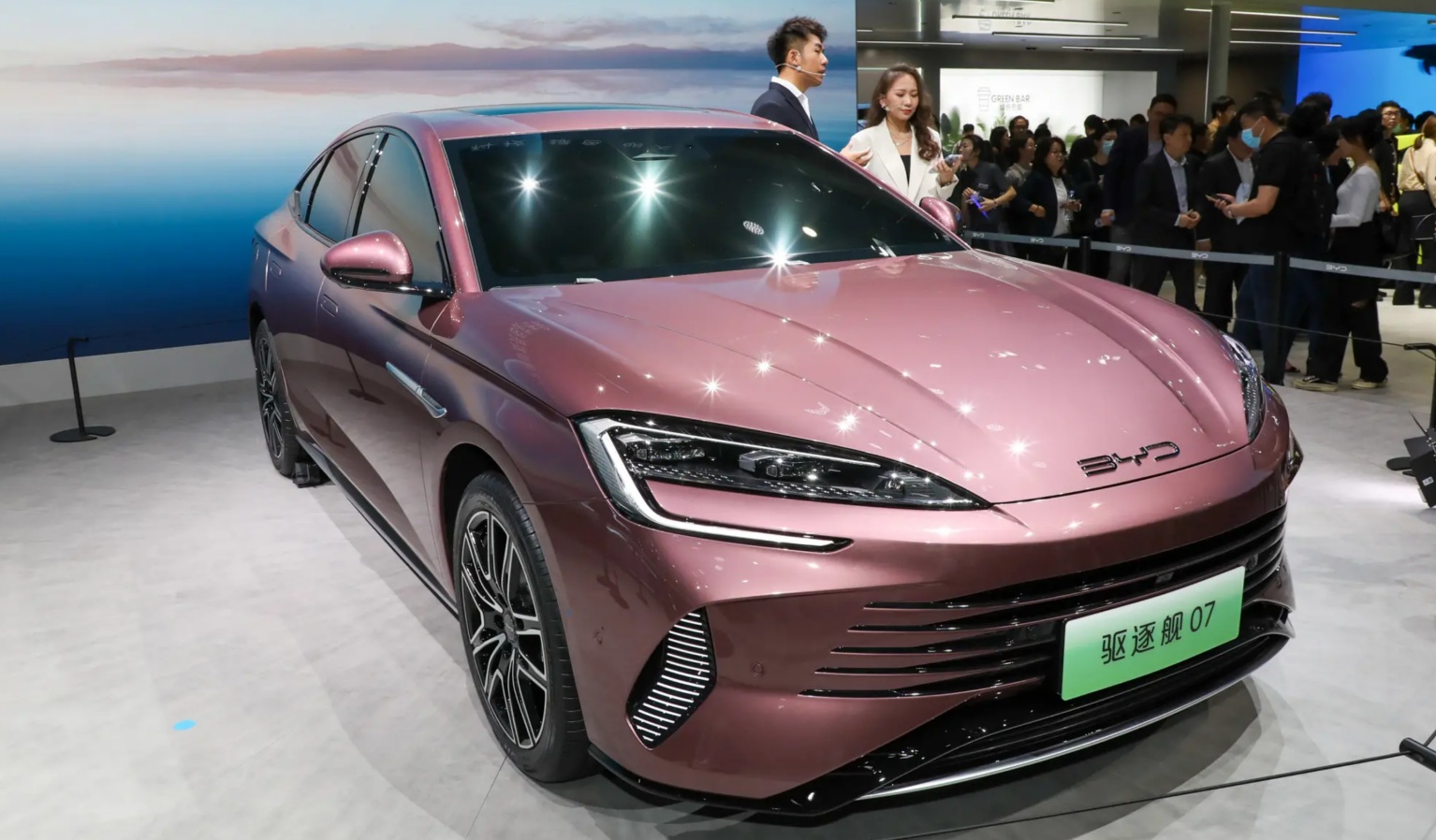 BYD เปิดตัว Destroyer 07 ซีดานปลั๊กอินไฮบริด ขนาดกลาง ครั้งแรกในงาน ...