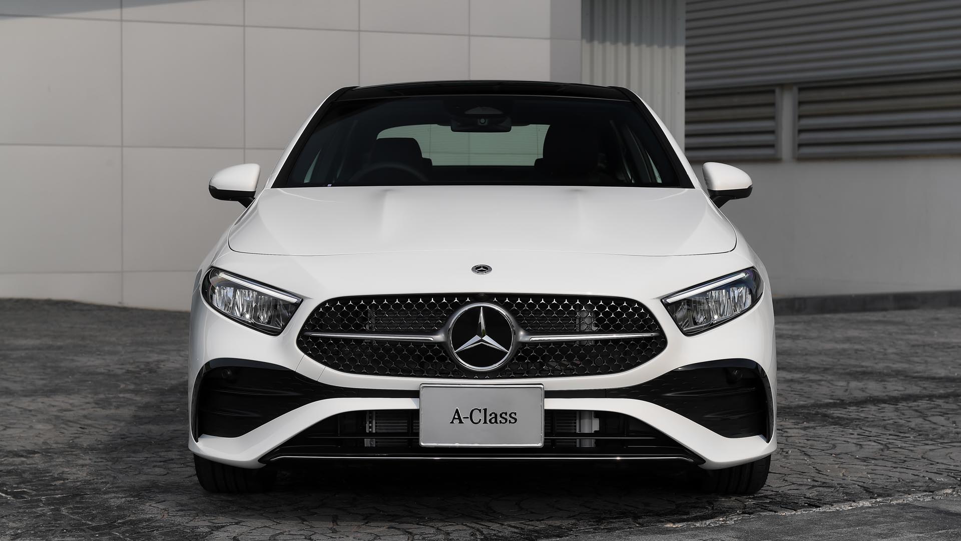 Mercedes-Banz The New A-Class A 200 AMG Dynamic 2023 ปรับดีไซน์ เสริมอุปกรณ์ เทคโนโลยีและระบบ ...