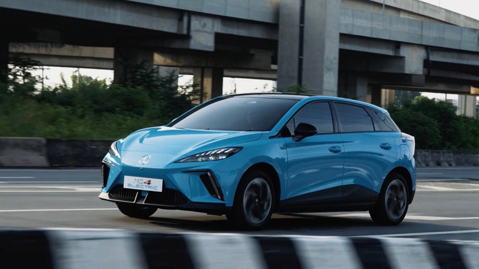 สู้ BYD Dolphin! MG จัดแคมเปญ NEW MG 4 ELECTRIC มูลค่ากว่า 140,000 บาท ...