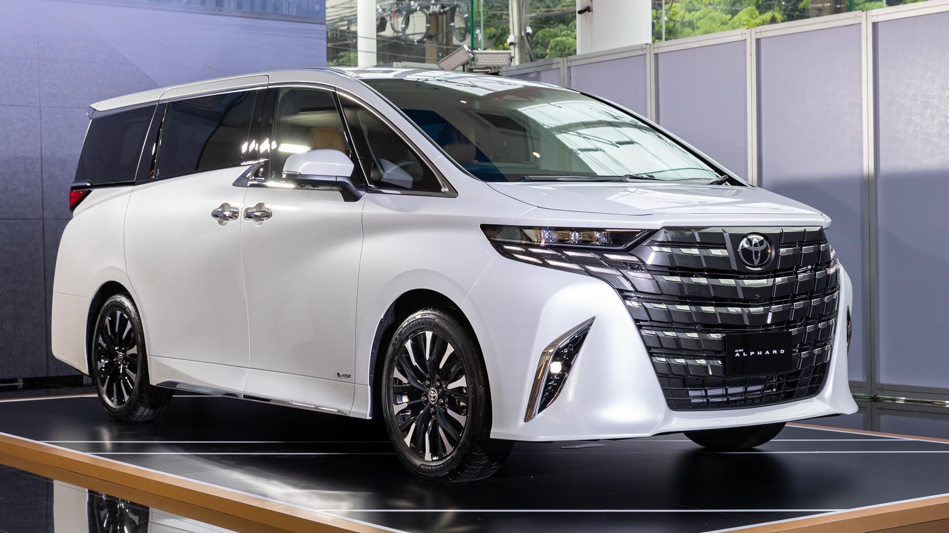 ALL-NEW TOYOTA ALPHARD / VELLFIRE รถยนต์อเนกประสงค์ระดับ LUXURY 7 ที่ ...