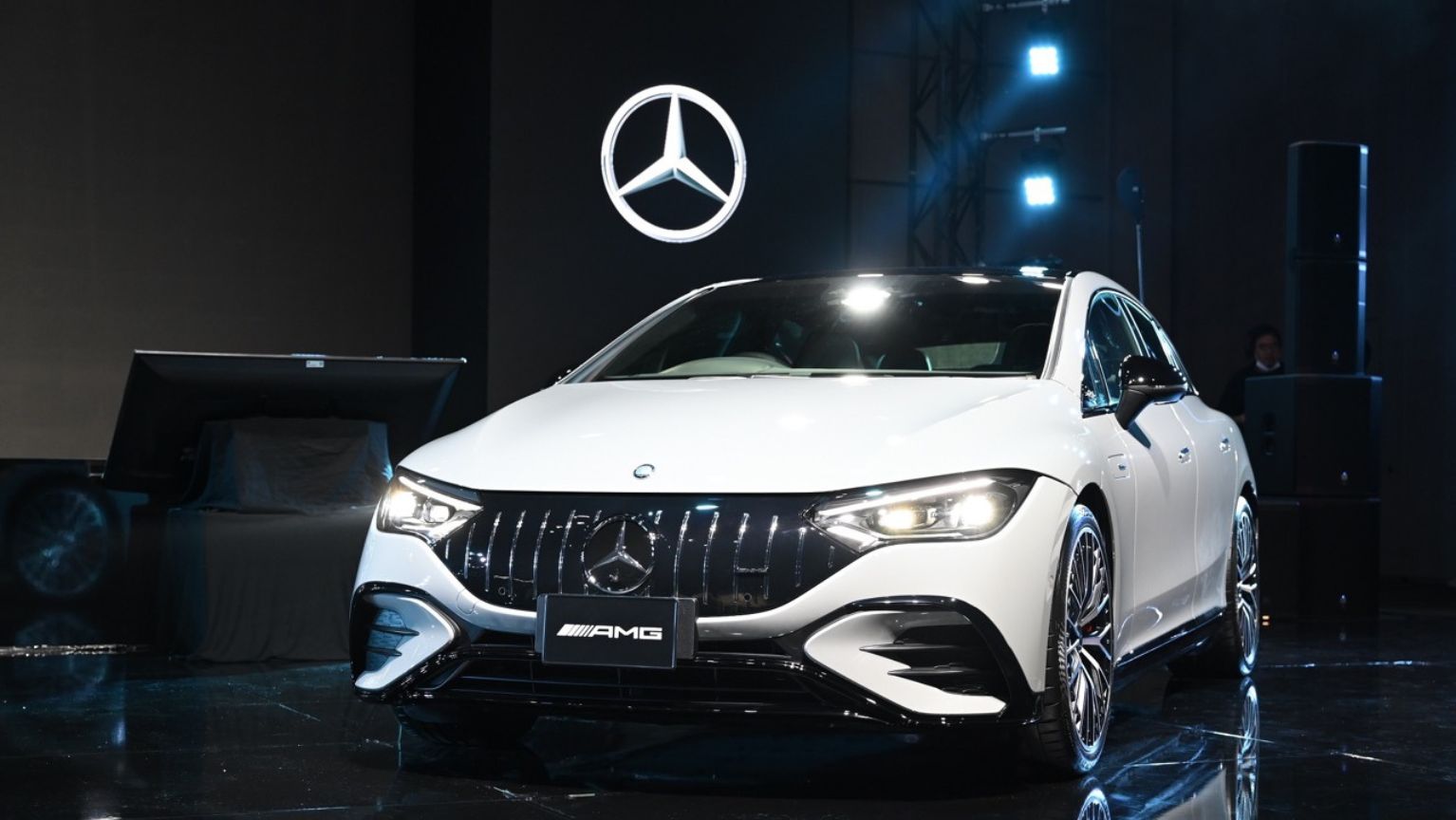 Mercedes-Benz เปิดตัวรถยนต์ SUV ไฟฟ้า 100% EQE 2 รุ่น ในไทย - carwizard