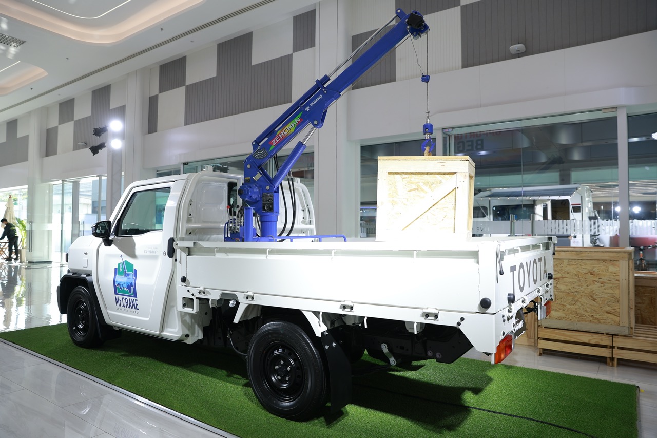 Toyota เปิดตัว All-New Hilux Champ รถกระบะท้ายเรียบพร้อมดัดแปลงตัวรถได้ ...