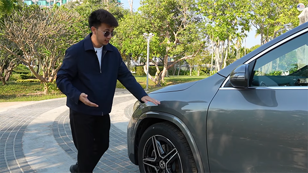 รีวิว Mercedes-Benz GLA 200 AMG DYNAMIC (2024) ราคา 2,580,000 บาท - carwizard