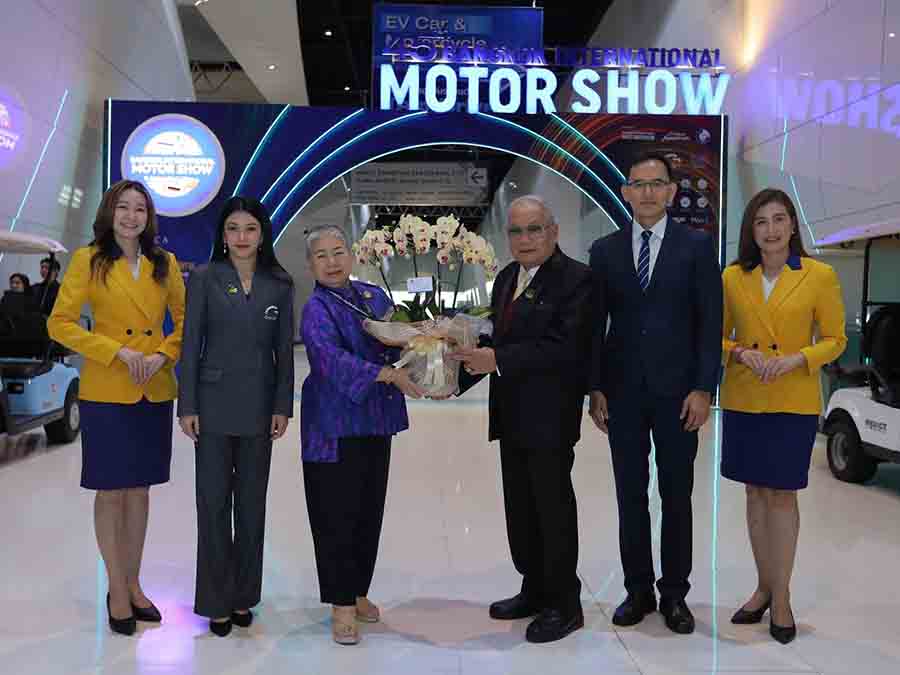 VIRIYAH INSURANCE ร่วมงานมอเตอร์โชว์ ครั้งที่ 45 - carwizard