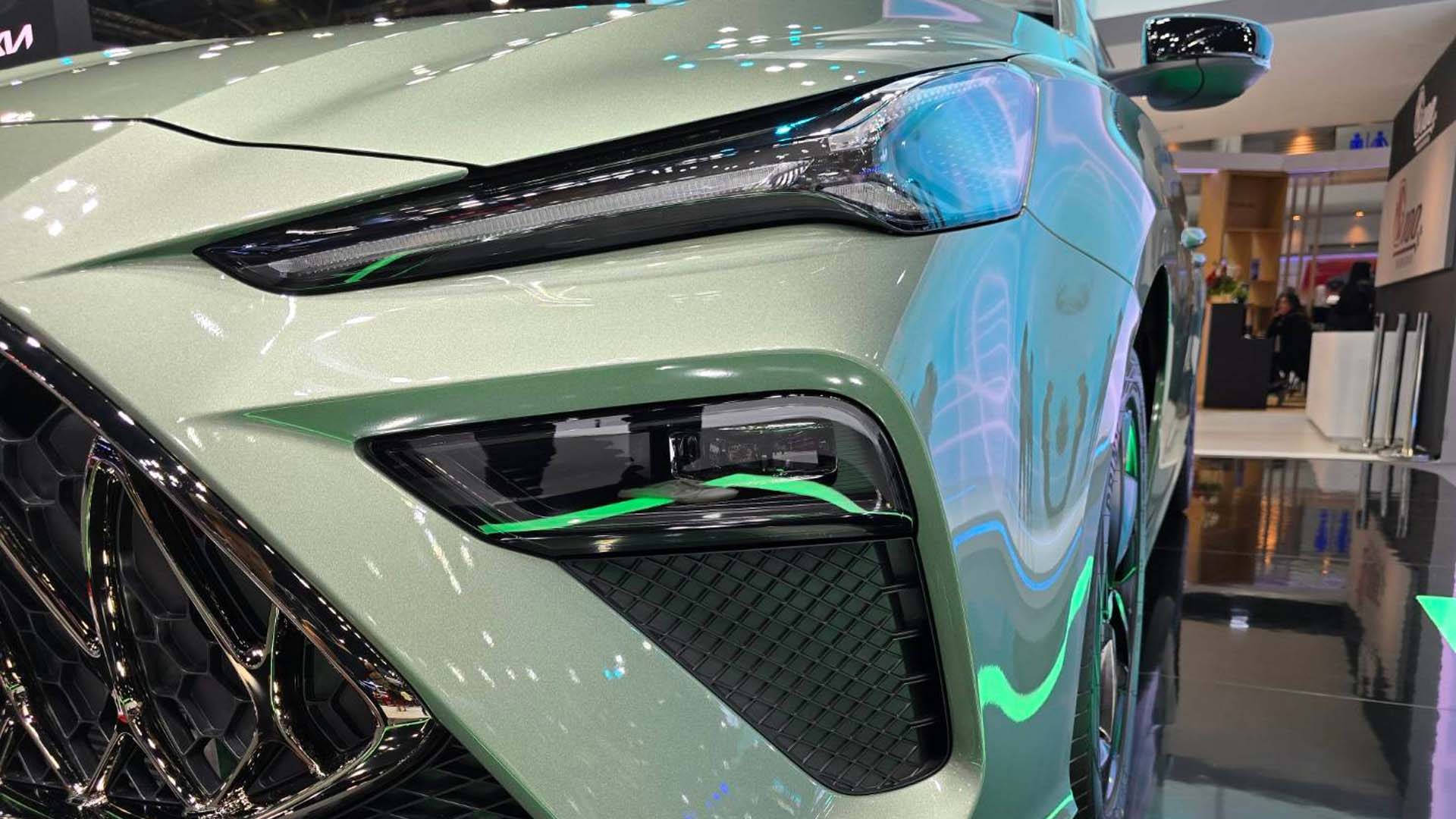 MG เปิดตัว NEW MG5 PRO สปอร์ตคูเป้ซีดาน พร้อมเผยราคาอย่างเป็นทางการ ...