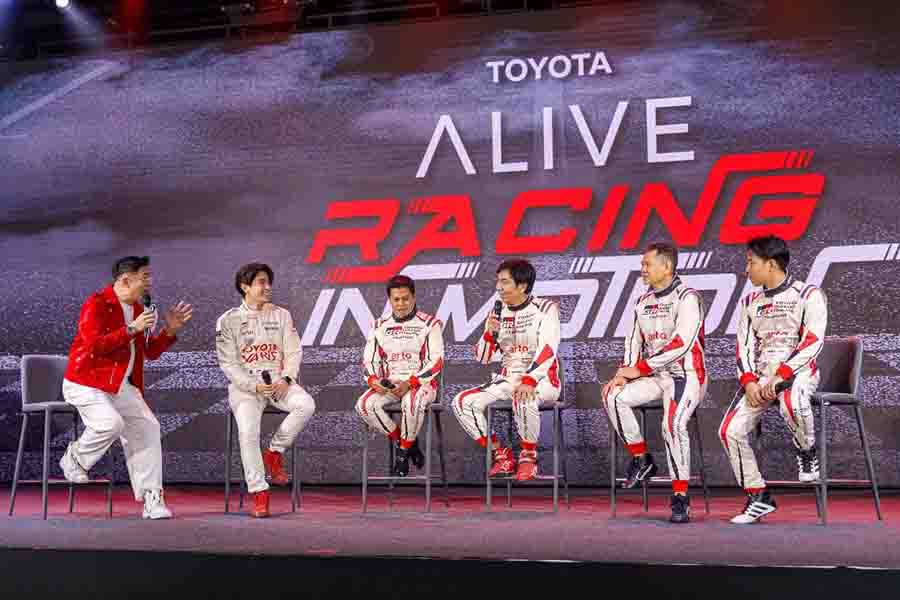 ป๊ายปาย โอริโอ ดารานักแข่งคนใหม่ ในกิจกรรม Toyota ALIVE Racing in Motion - carwizard