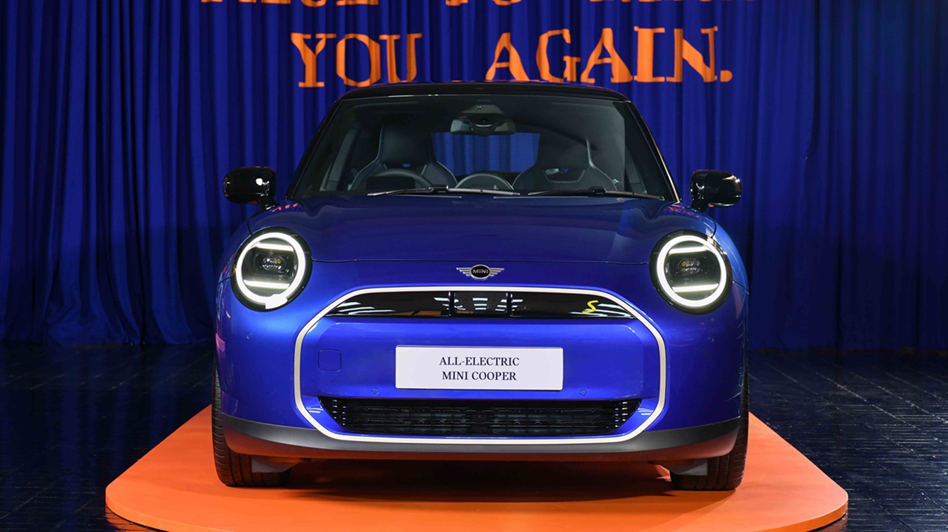 MINI เผยโฉมรถยนต์ 4 รุ่นนำโดย มินิ คูเปอร์ เอสอีใหม่ - carwizard