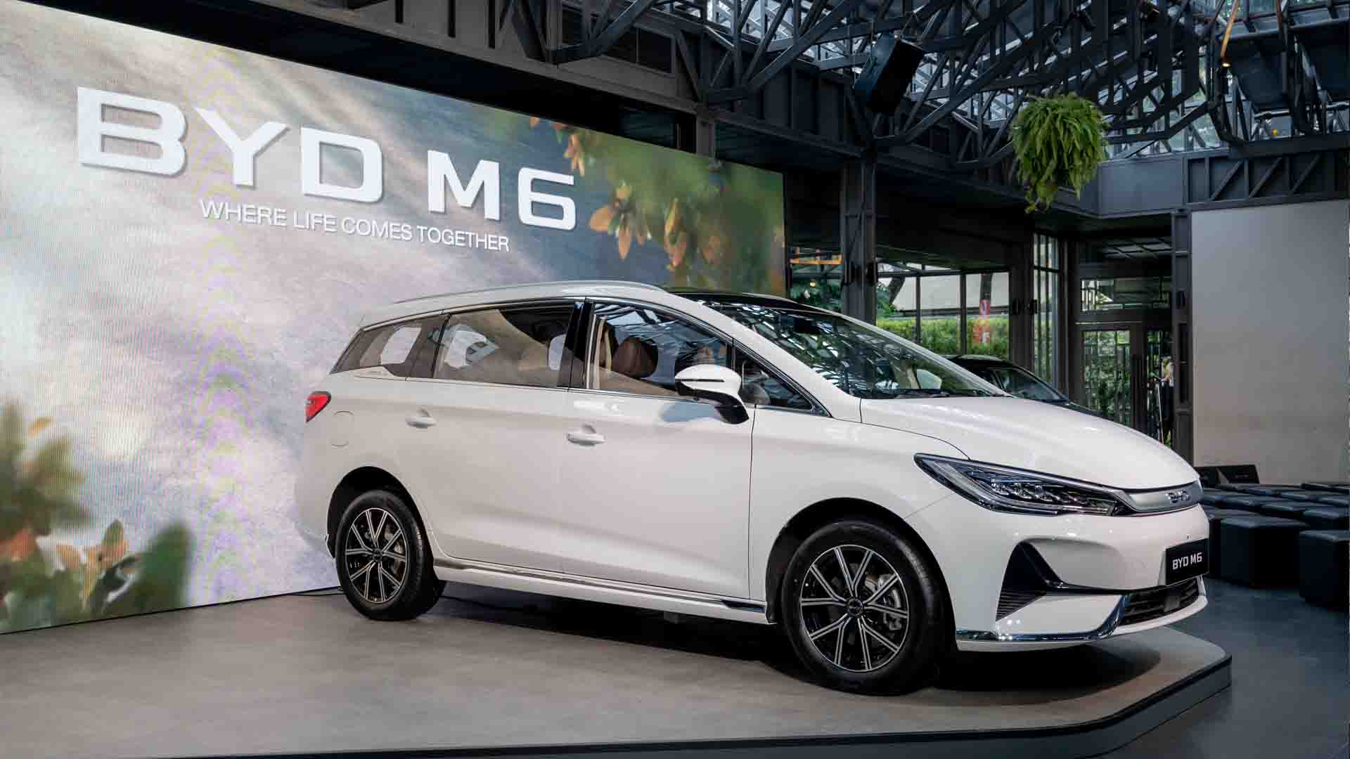บีวายดี เปิดตัว BYD M6 ทั้ง 2 รุ่น BYD M6 Extended และ BYD M6 Dynamic ...