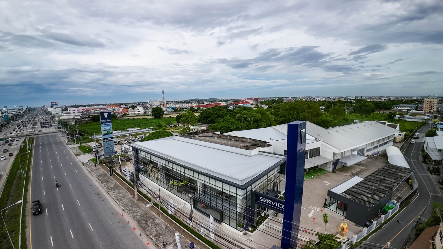 PRIMUS GROUP ทุ่มงบ 50 ล้าน ผุดโชว์รูม DEEPAL PRIMUS ชลบุรี - carwizard
