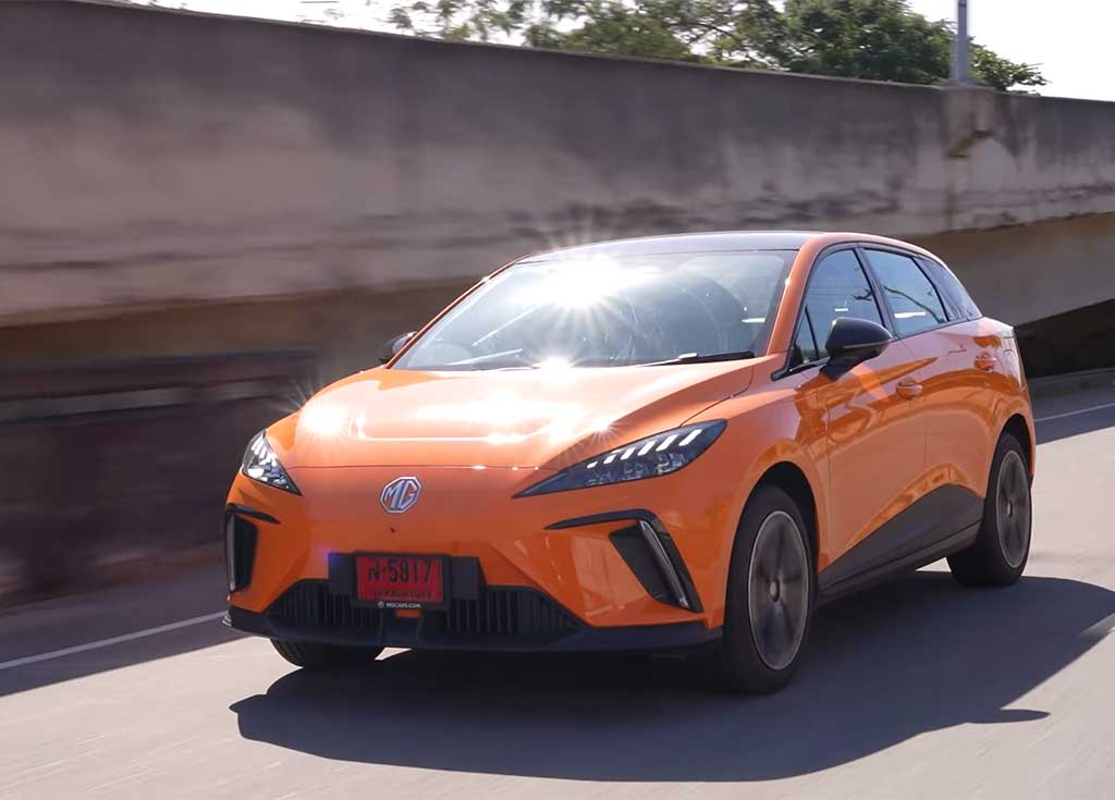 รีวิว MG4 รถยนต์ไฟฟ้า ขับสนุก ราคาน่าสนใจ - carwizard