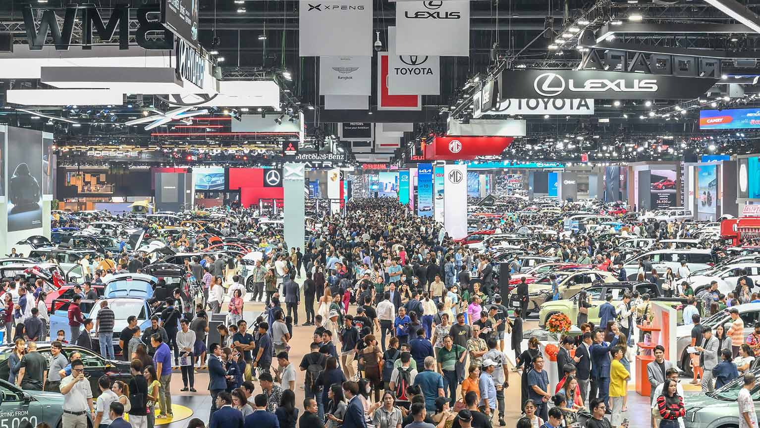 ครึ่งทาง Motor Show 2025 ยอดจอง 24,744 คัน โต 29% - carwizard
